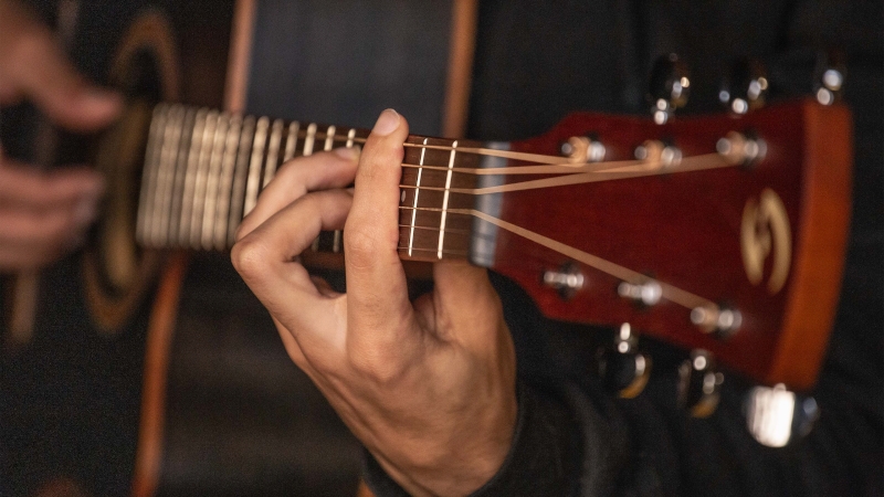 SOUNDSATION EDGE SERIES: ACOUSTIC GUITARS THAT STAND OUT OF THE CROWD ...